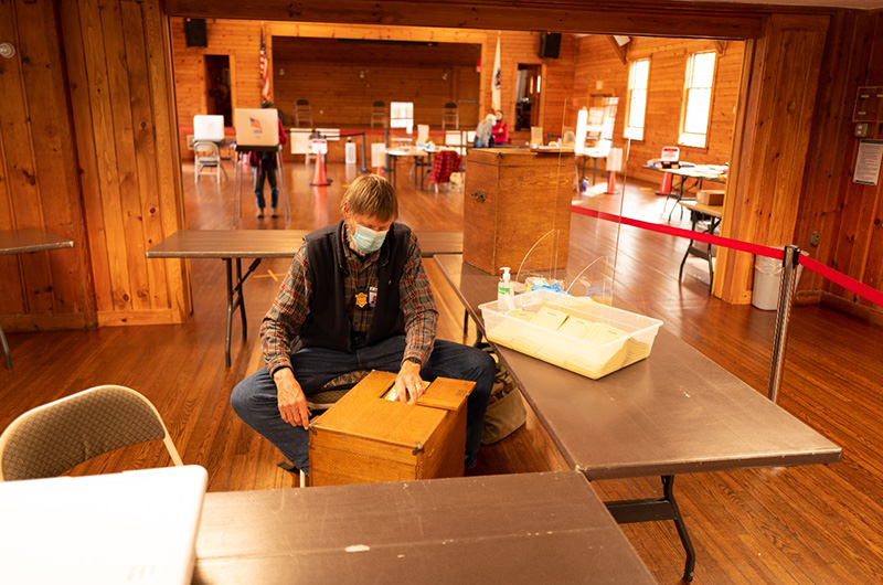 Vineyard Gazette | Elections | Duty, Tradition and a Whole Lot of ...