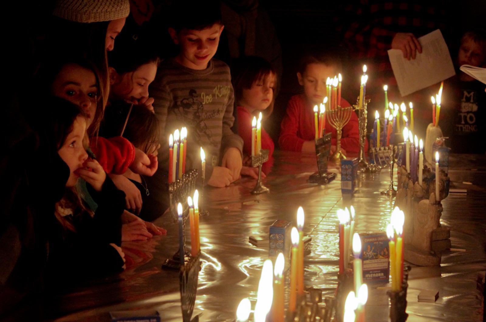 Vineyard Gazette | Hanukkah | Hanukkah Tradition Remembers Struggle for ...