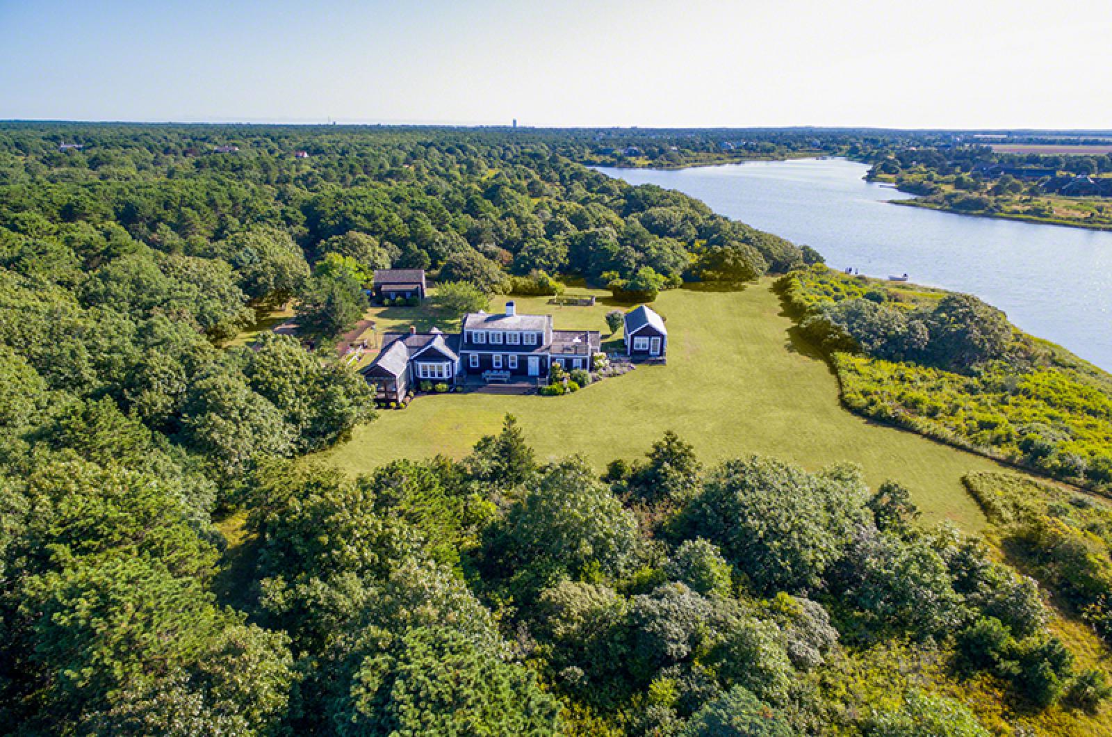 Vineyard Gazette | | Exquisite Beauty And Rare Privacy: Edgartown Great ...
